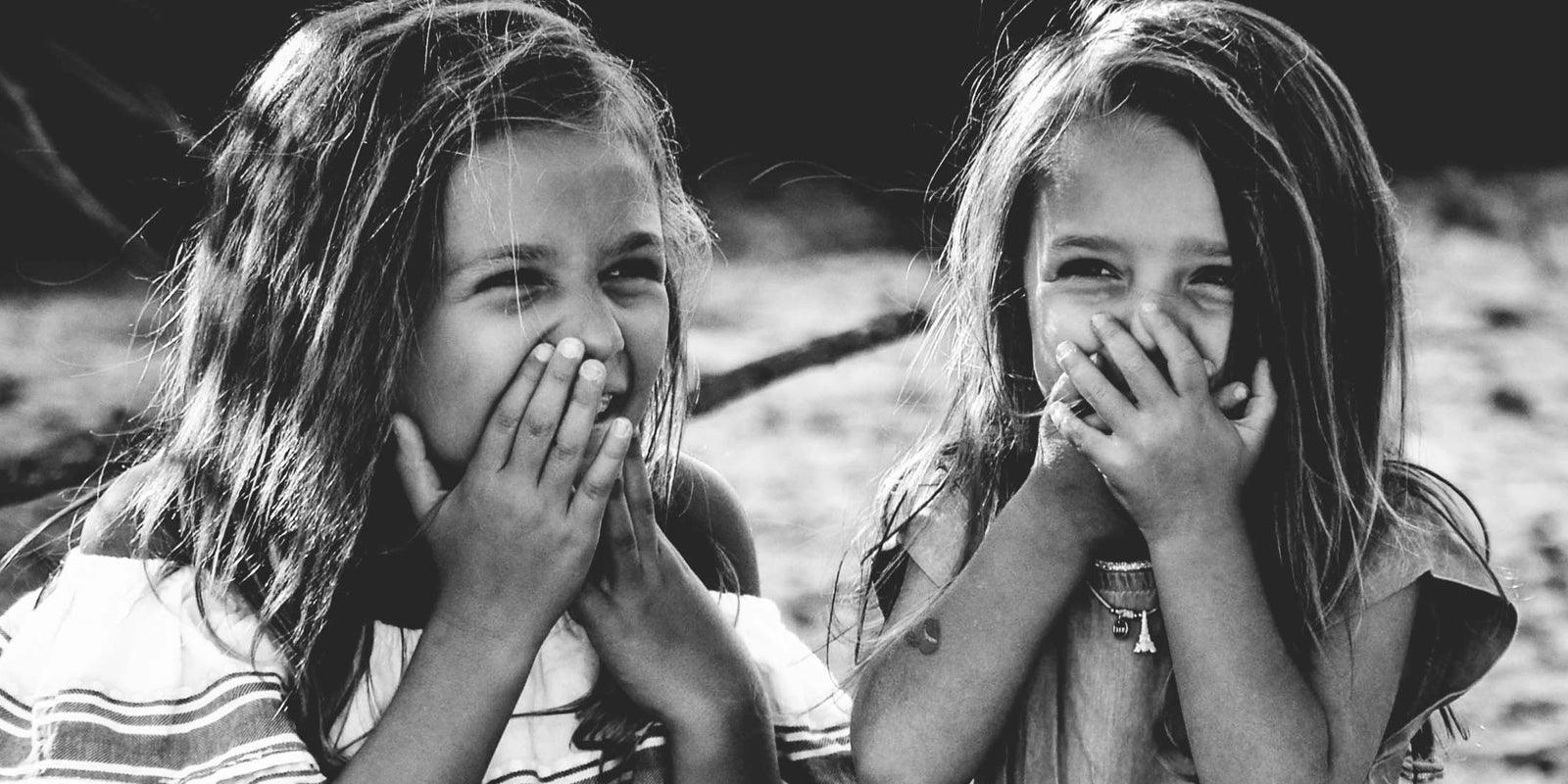 Lach je gezond: ontdek de gezondheidsvoordelen van lachen – Happlify